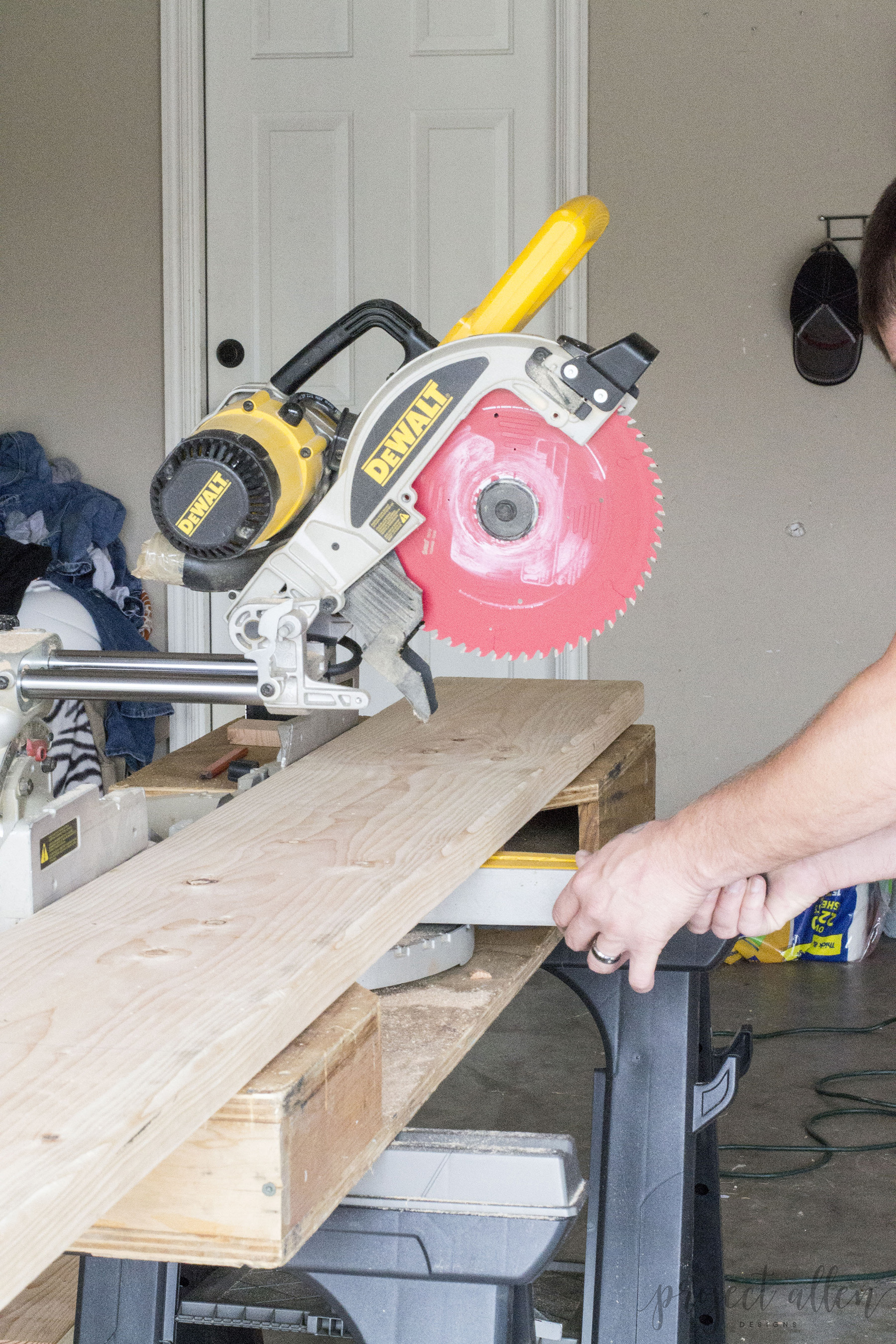 project-allen-designs-diy-console-table-8-wm • Project Allen Designs project-allen-designs-diy-console-table-8-wm • Project Allen Designs
